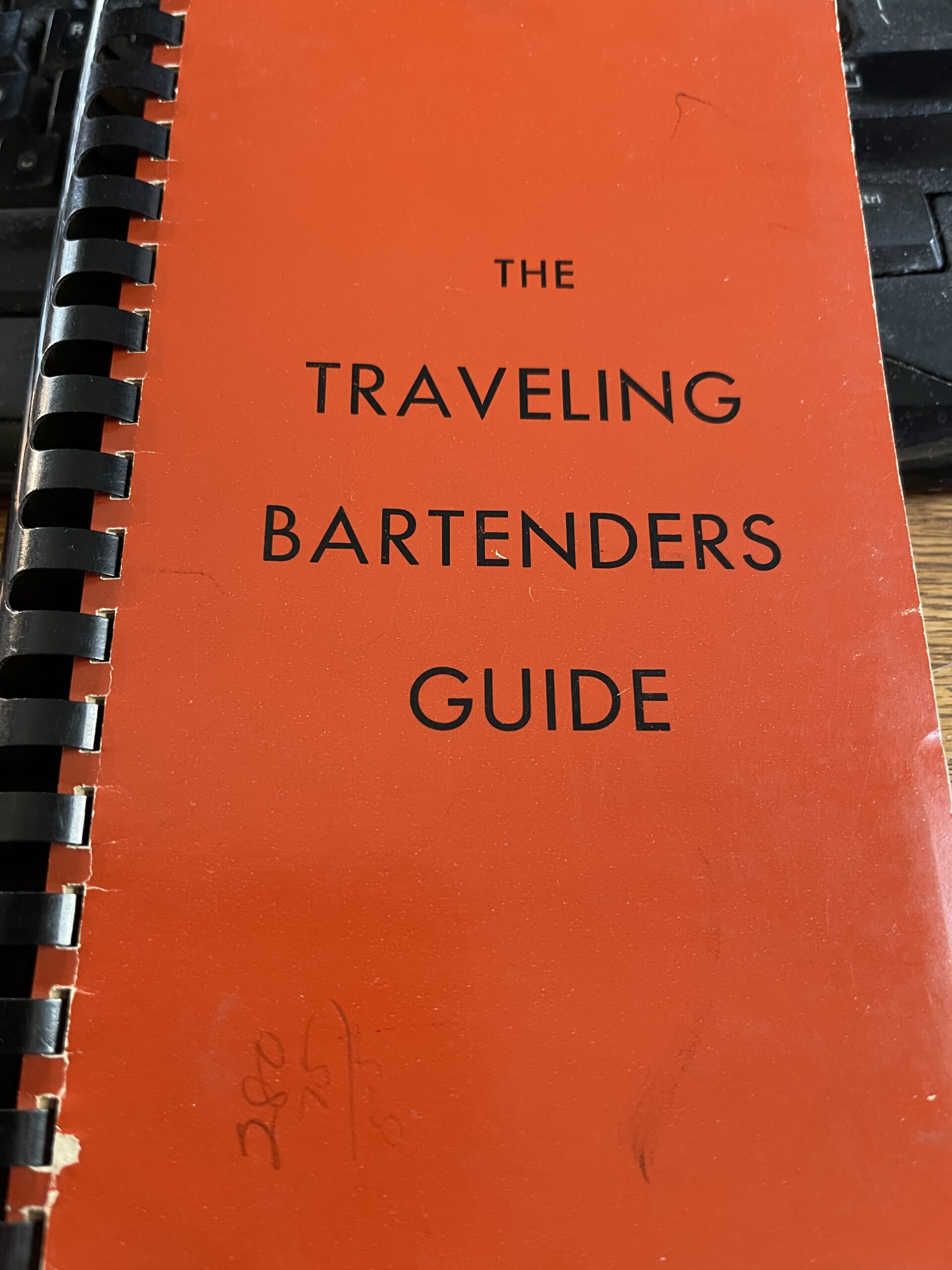 Traveling Bartenders Guide 1968 Gordon C Coverly Self Published